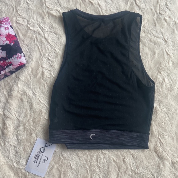 ZYIA | Tops | Zyia Active Top | Poshmark